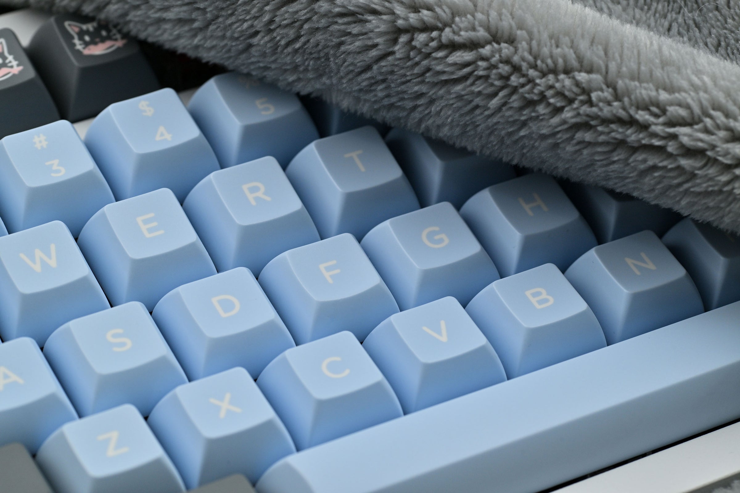 KAT Floofy Boi Thickened Double Shot PBT Keycaps