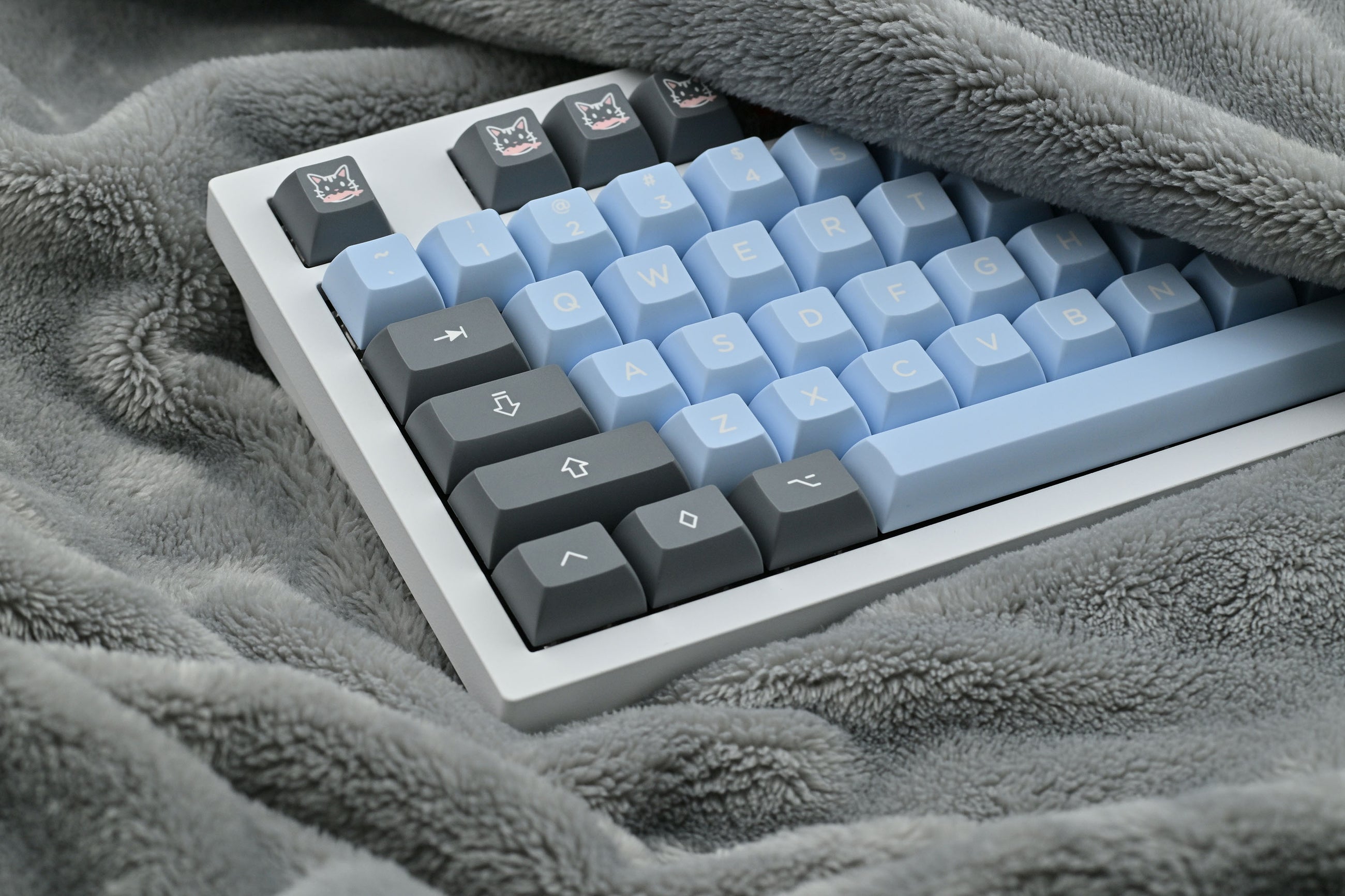 KAT Floofy Boi Thickened Double Shot PBT Keycaps|Keyreative